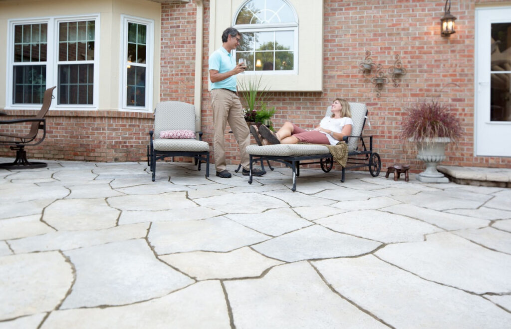 Grand Flagstone Supplier Near Fort Mill, SC | Peerless Block & Brick Co.